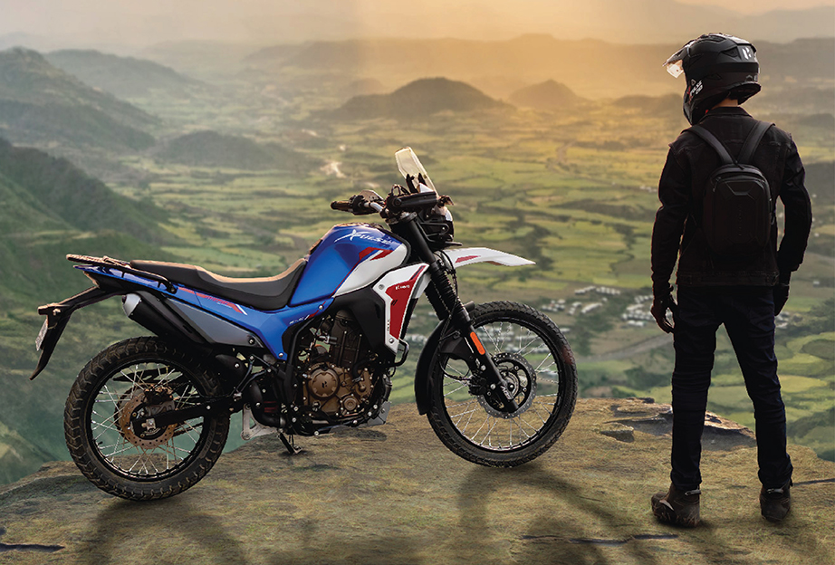 Adventure Awaits in the Festive Offer on Xpulse 210